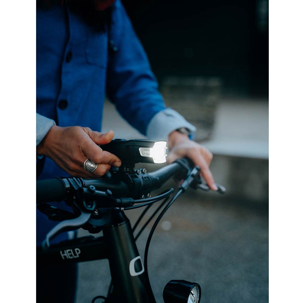 Supervision R150 And F200 Light Set - Future Cycles Workshop